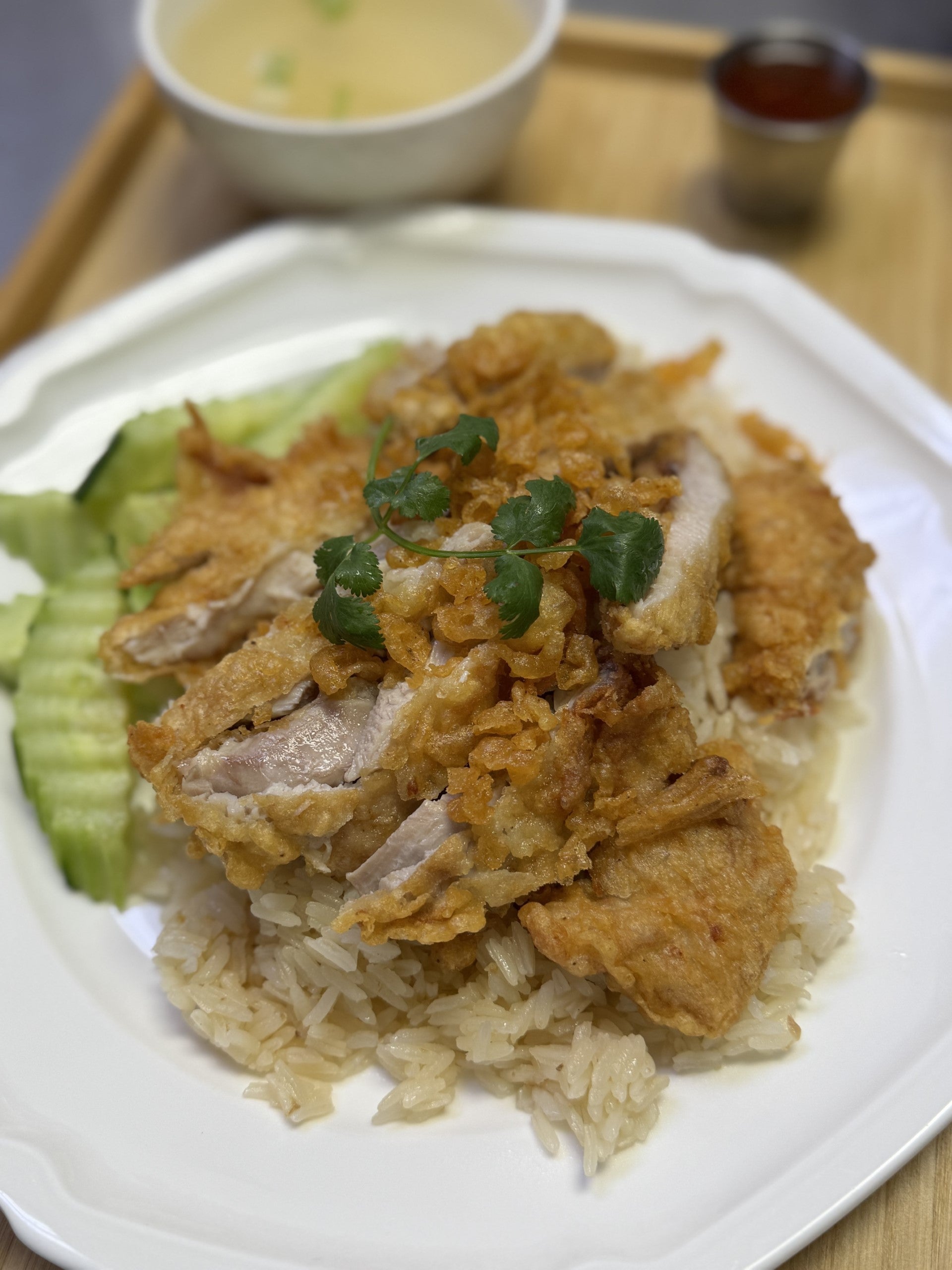 Crispy Chicken Garlic Rice | Thailand Restaurant